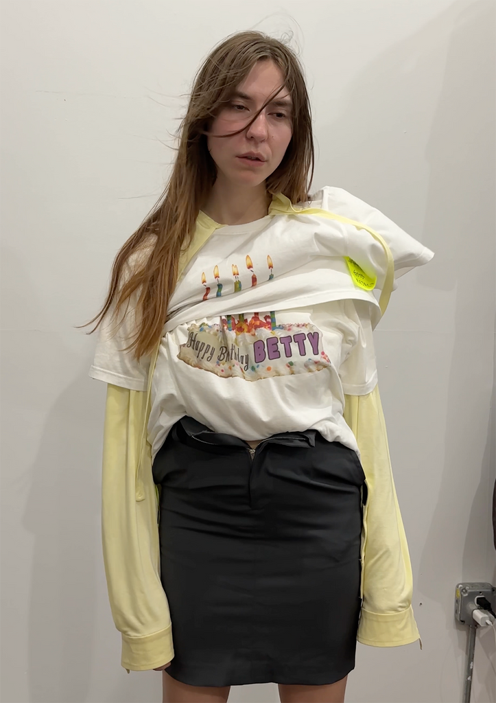 2023 Souvenir T-shirt - Betty Happy Birthday – Bungee Space by 3standardstoppage